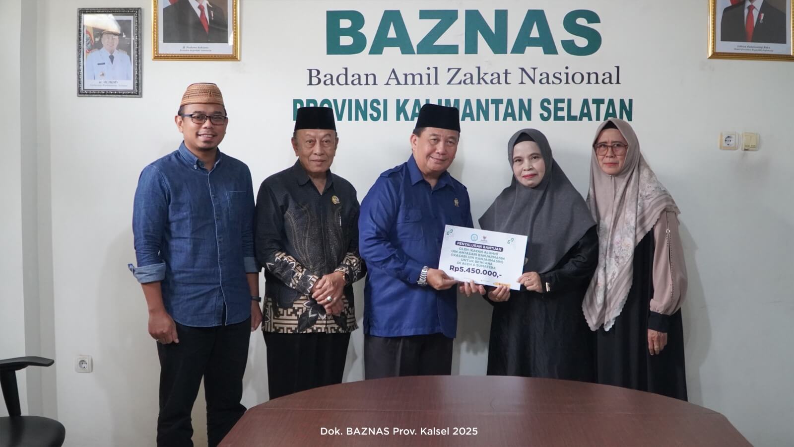 BAZNAS Kalsel Fasilitasi Penyaluran Donasi IKASARI untuk Korban Bencana ...